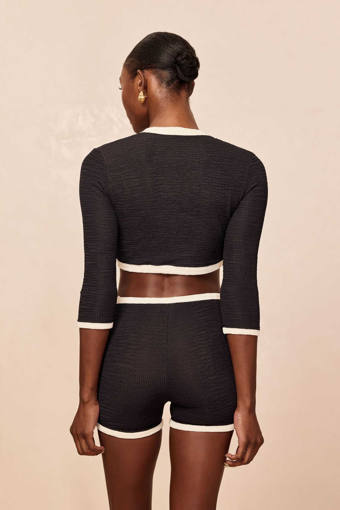 Santa Cruz Short - Black/Ivory Crinkle – Monday Swimwear